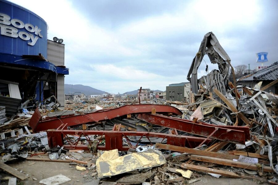 How to Prepare for an Earthquake: Experts Preparing Checklist to Follow