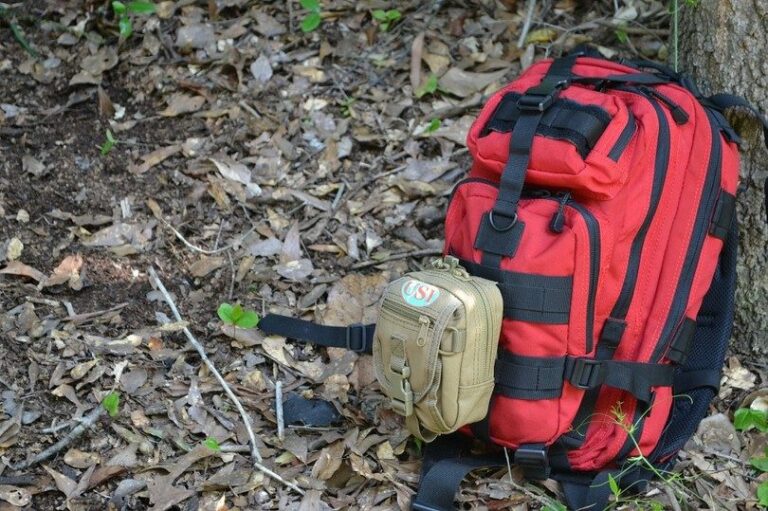 Best Survival Kit: Your Ultimate Kit to Staying Alive