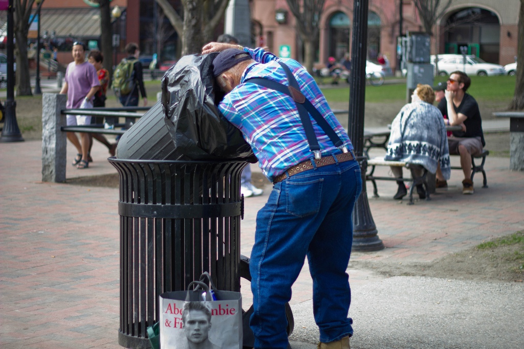 How to Be Homeless: Short Guide for Survival