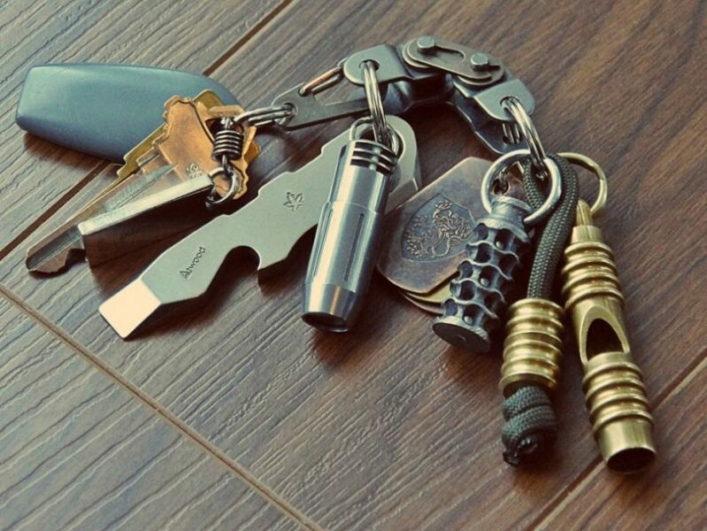 EDC Keychain Items: Organization and Practicality in Your Pocket