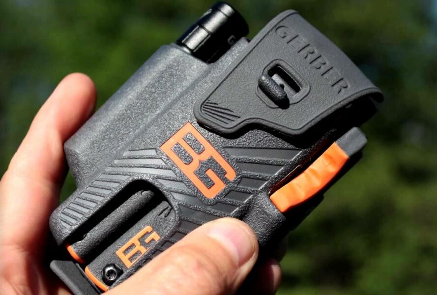 Best Survival Multi Tool: Reviews to Help You Choose The Ideal Product